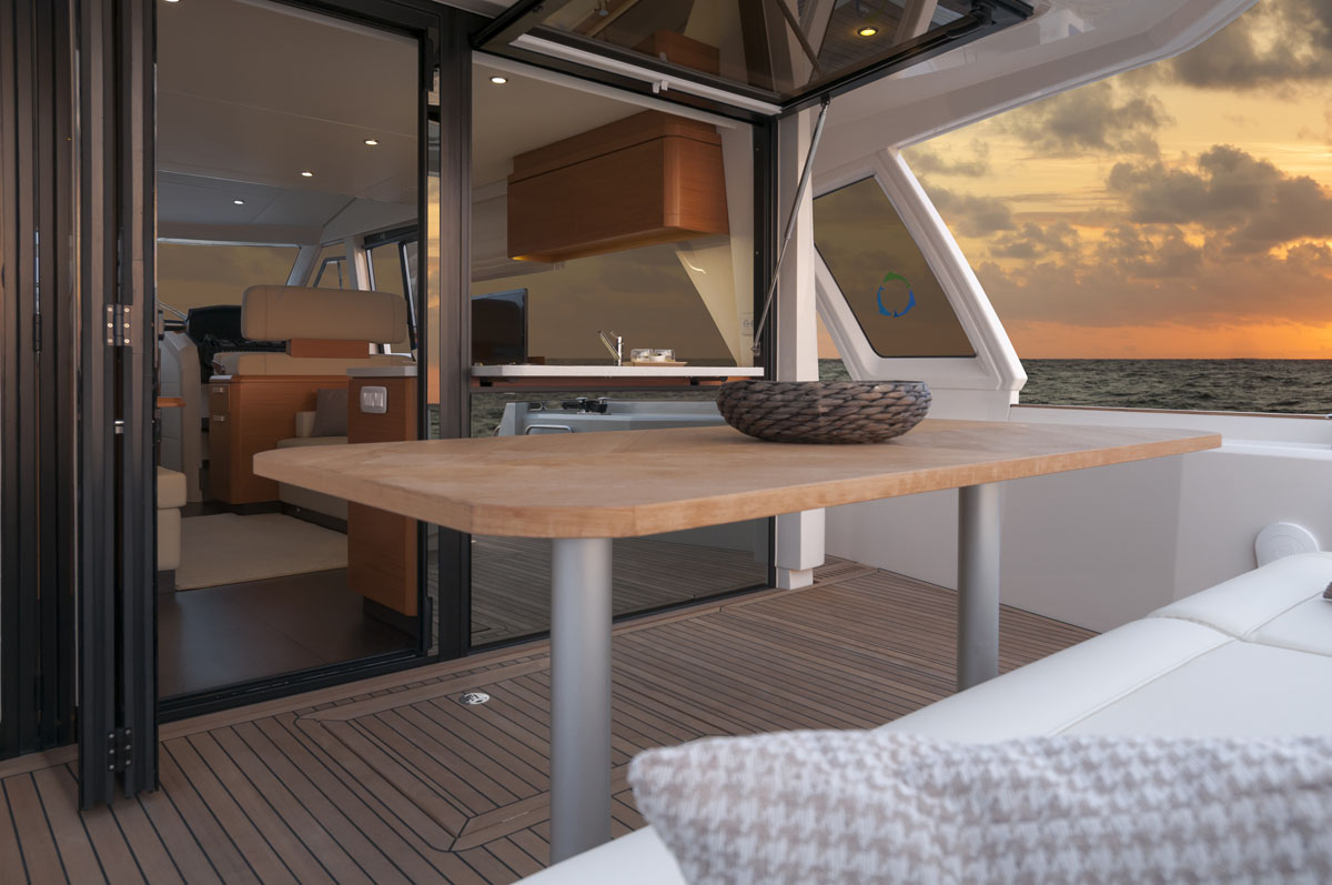 Greenline 48 For Sale - Hybrid Yacht, West Coast Dealer